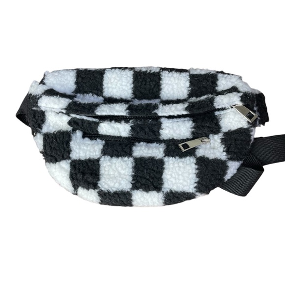 MAD Engine | Bags | Mad Engine Belt Bag | Poshmark